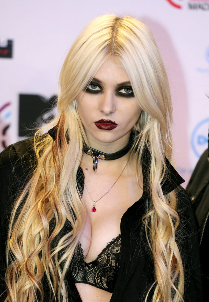 59 Taylor Momsen Wallpaper Hd