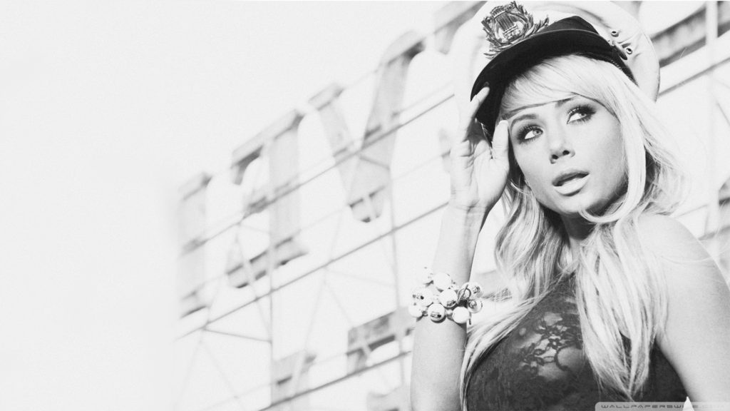 74+ Sara Jean Underwood Desktop