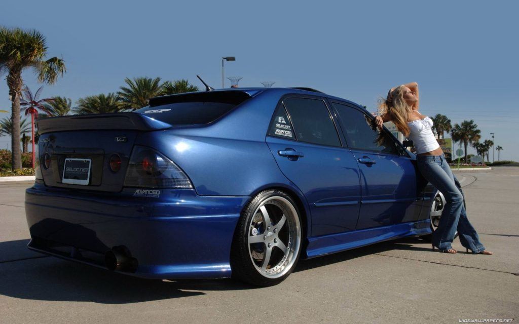 136+ Car Girl