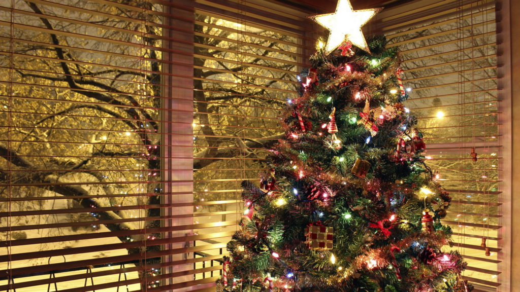 69+ Christmas Tree Wallpapers HD
