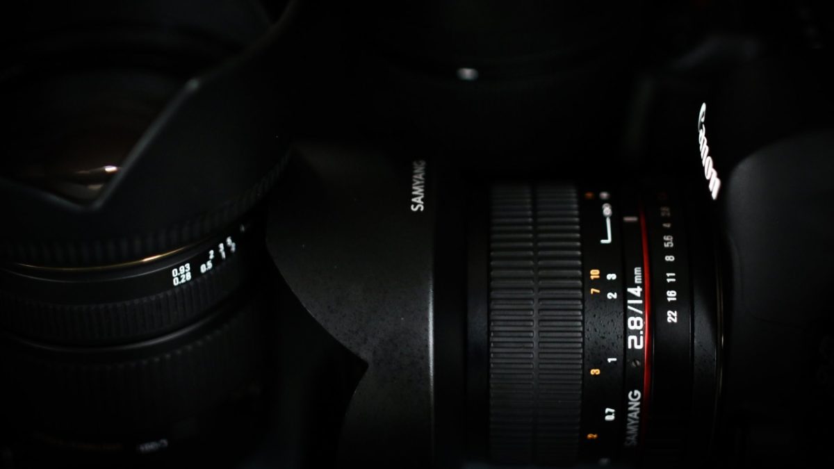 The 2nd wallpaper with the Canon EOS 6D camera optimized for fit in ...