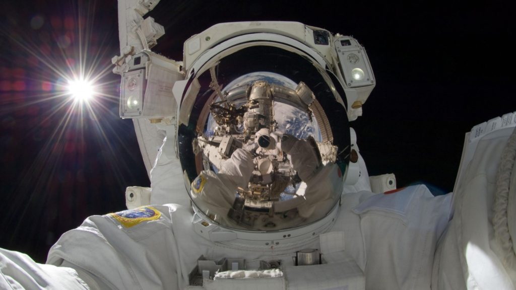 65+ HD Astronaut