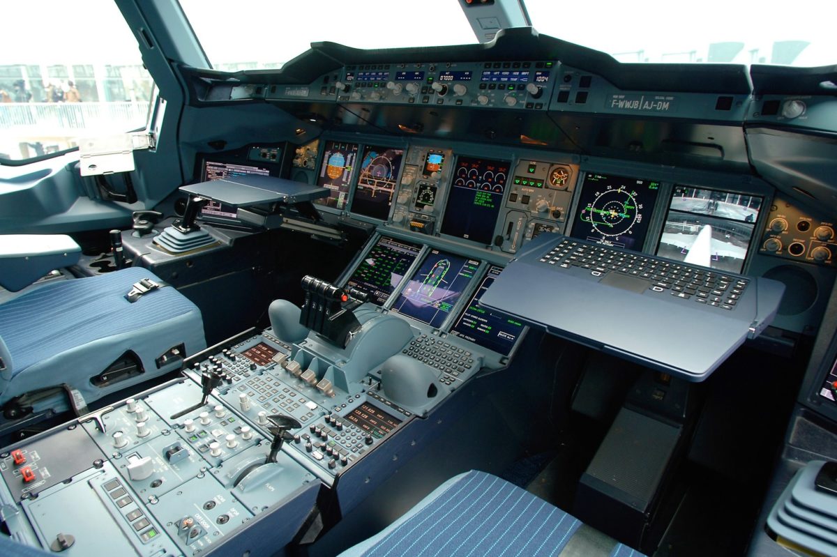 59+ Airbus A380 Cockpit