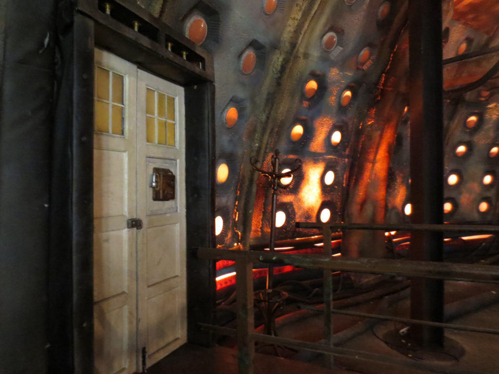 124+ Tardis Interior